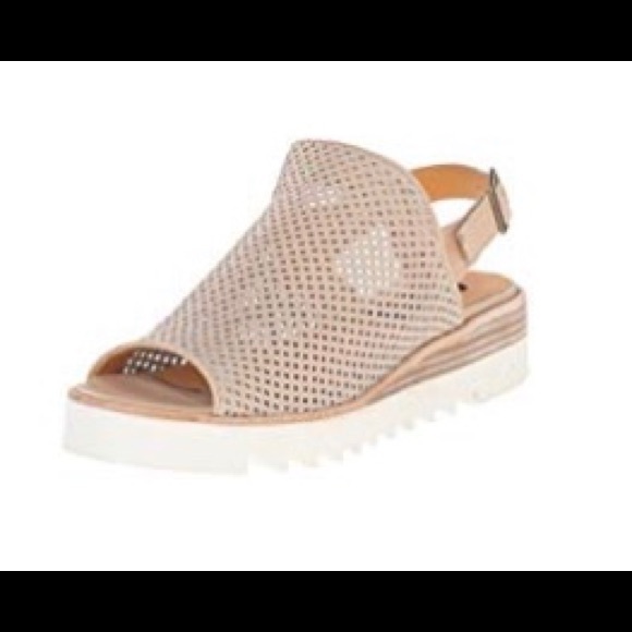everybody by bz moda | Shoes | Everybody Womens Valo Wedge Sandal ...